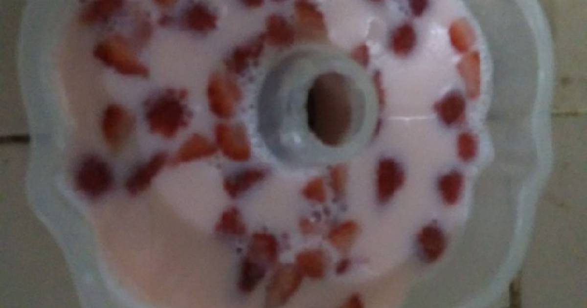 Resep Silky Dessert Pudding Strawberry ala Puyo oleh pipiet - Cookpad