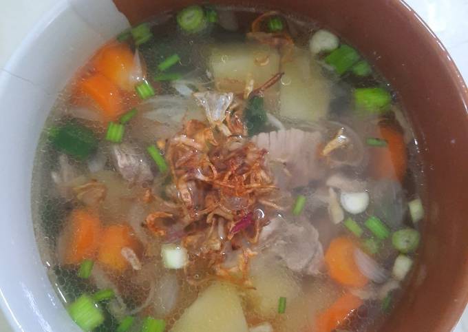 Resep Sop daging sapi oleh Ajeng Maulida - Cookpad