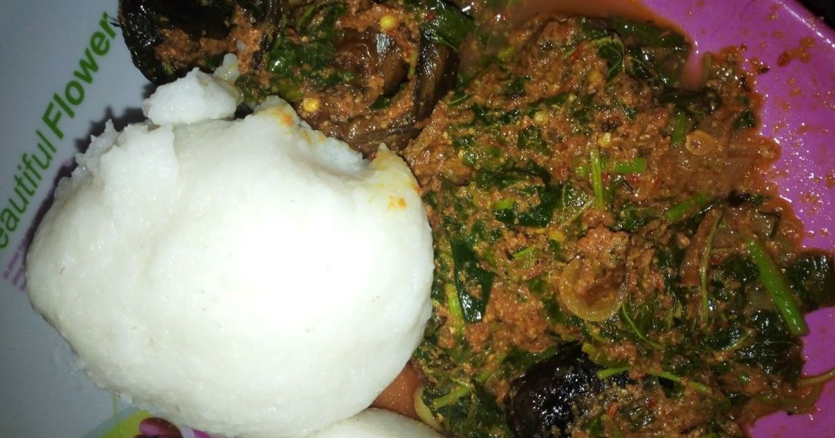Tuwon Shinkafa Da Miyar Alayyaho Recipe by Mariya Salis ibrahim - Cookpad