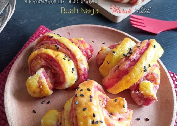 Resep Wassant Bread Buah Naga Merah Putih ️🤍 oleh Dina Yuandha - Cookpad