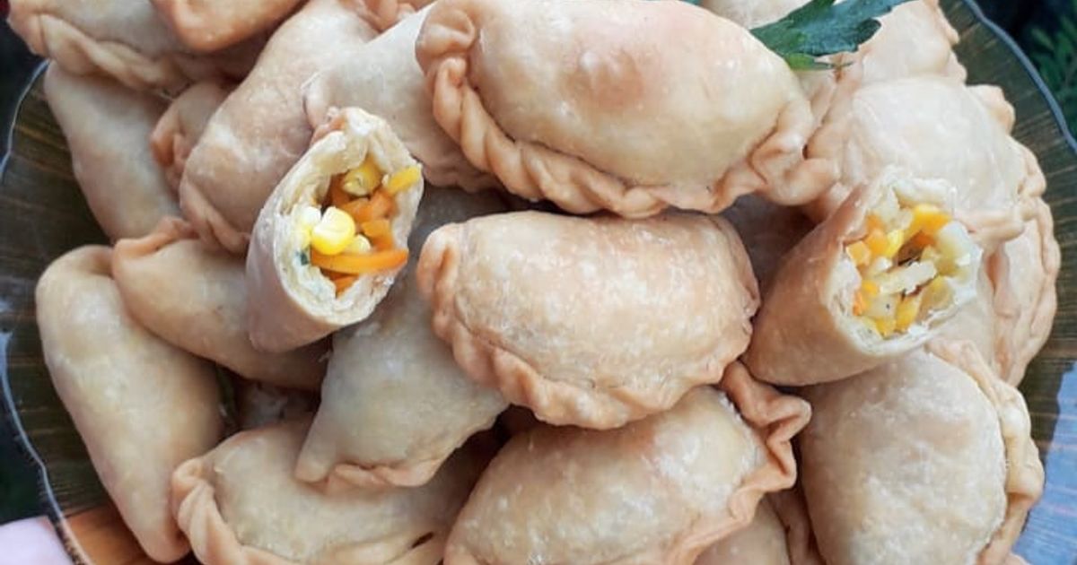 Resep Pastel Sayur Enak, Crispy, Dan Mudah 😍 oleh melin_pn - Cookpad