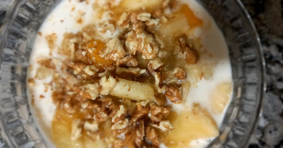 Yogurt Con Macedonia De Frutas Y Nueces Receta de Paola Andrea Pasin ...