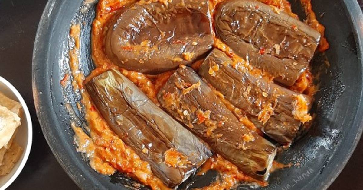 Resep Terong Bakar (Tarung Babanam) dengan Sambal Santan Terasi oleh ...