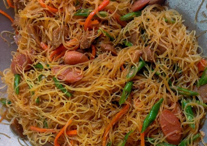 Resep Bihun goreng oleh Jo_e Eva - Cookpad