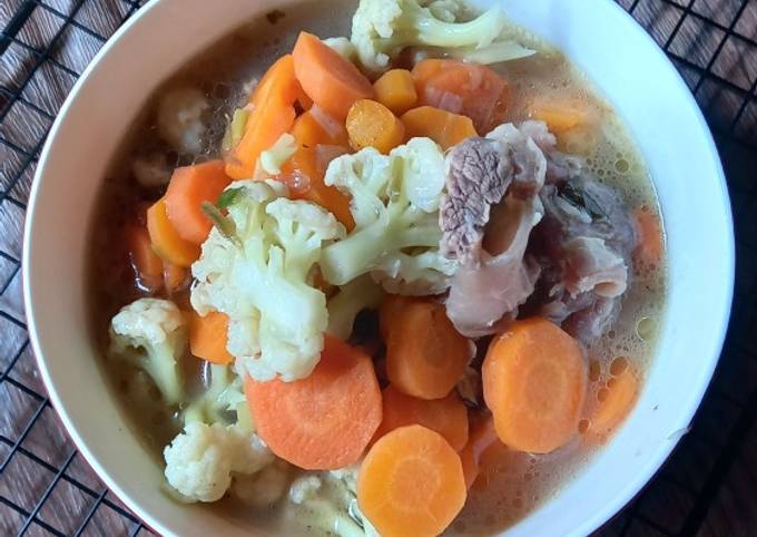 Resep Resep sop daging sapi oleh Erika amelya (Dapur Kirey) - Cookpad