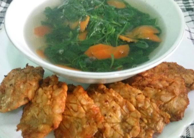 Resep Bening Bayam Tempe Garit Crispy oleh annisaayu - Cookpad