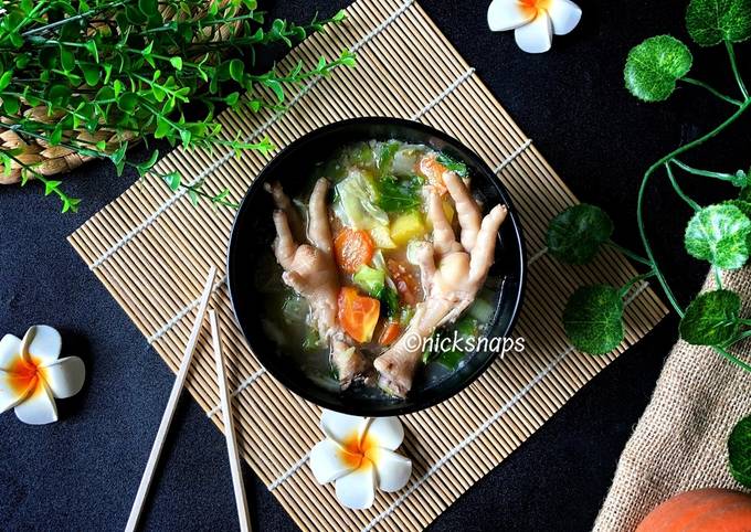 Resep Sup Ceker Ayam oleh Enik Sulistyawati - Cookpad