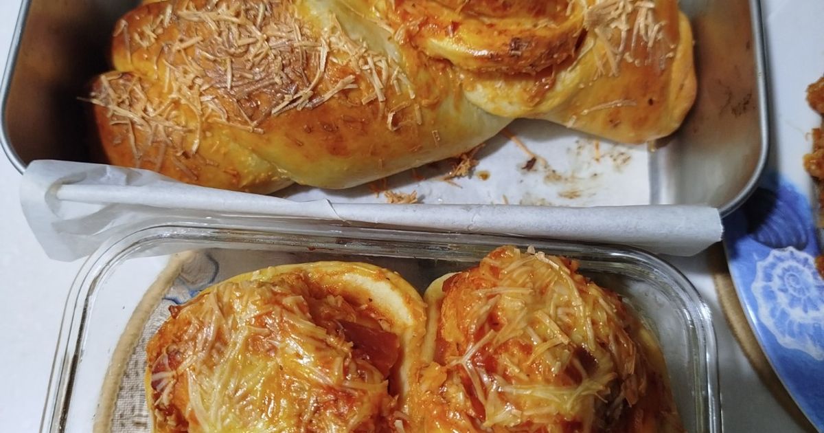 Resep Roti Bolognese Cheese Tanpa Ulen (Minyak) oleh Anita Permatasari - Cookpad