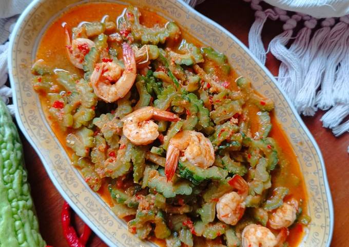 Resep Oseng Pare dan Udang Masak Terasi oleh mezzayu luna - Cookpad