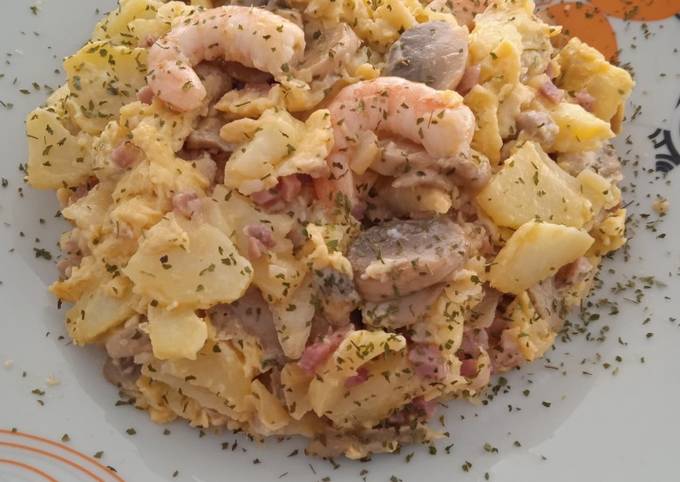 Revoltillo de jamón champiñones y langostinos Receta de Javier M- Cookpad