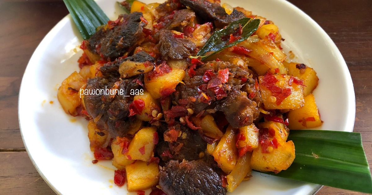 Resep Dendeng Balado Daging Sapi & Kentang oleh pawonbune_aas - Cookpad
