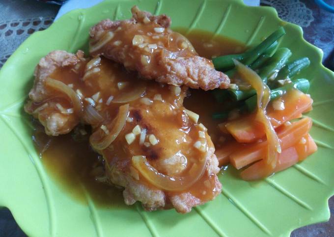 Resep Crispy chicken steak oleh yustitia - Cookpad