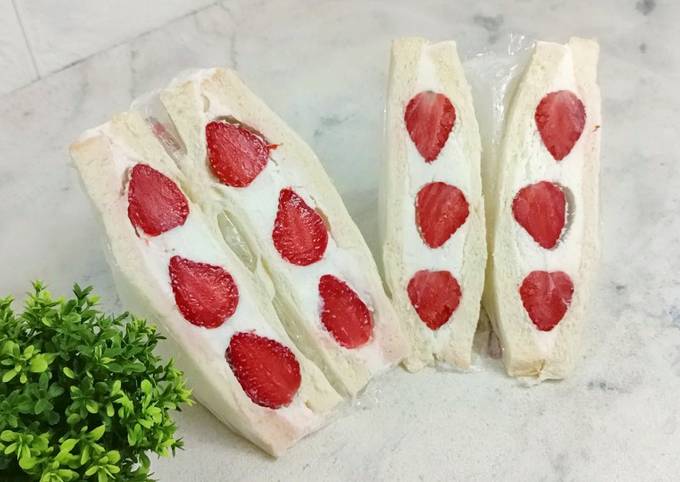 Resep Fruit Sando oleh Rhesti Danty - Cookpad