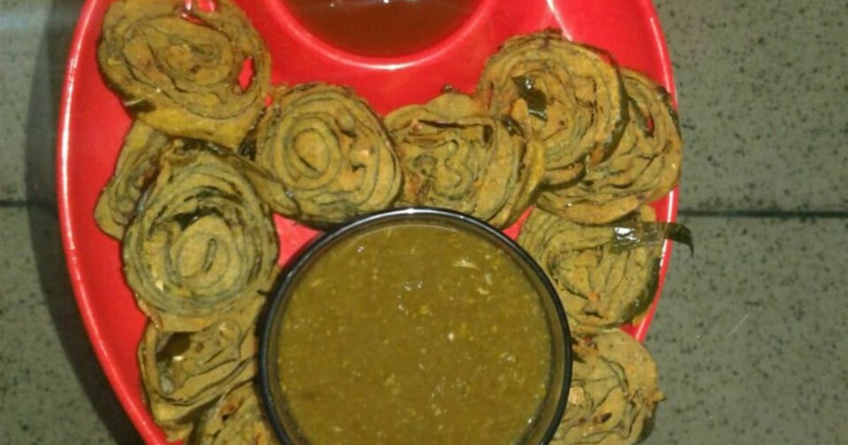 Colocasia Patra (Arbi Leaves Pakora) Recipe by Rita Chadha - Cookpad