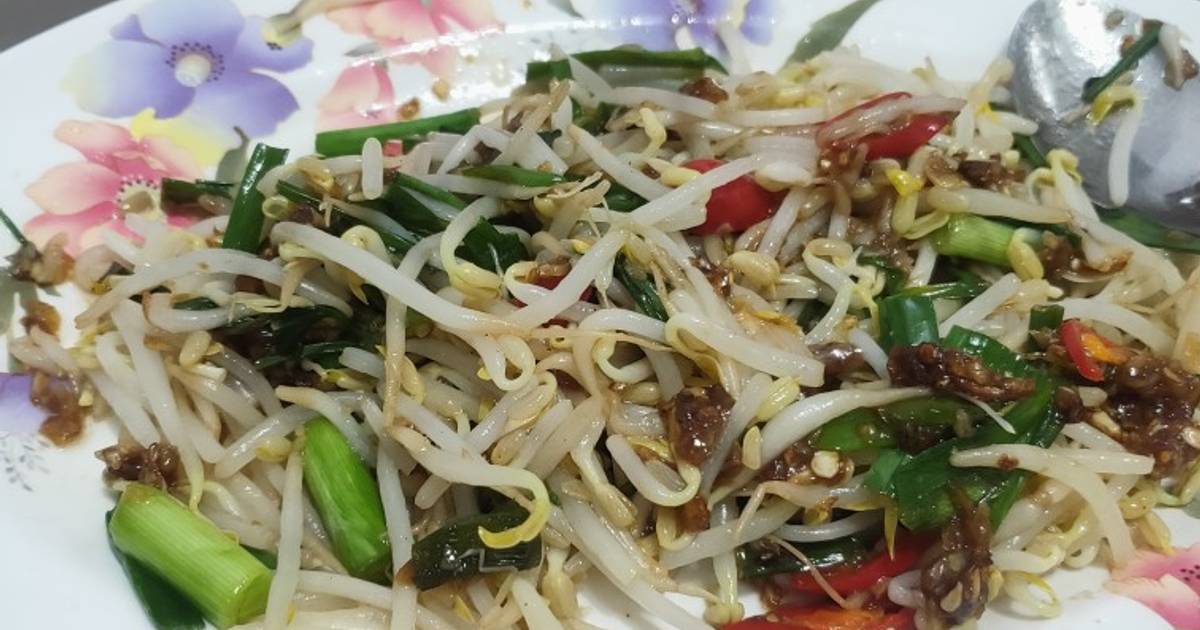Resipi Taugeh Goreng Dengan Kucai oleh Nora Hj Talib - Cookpad