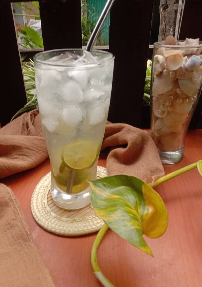 Resep Es Gula Jeruk Nipis ala Resto Bali oleh Siti Ramlah - Cookpad