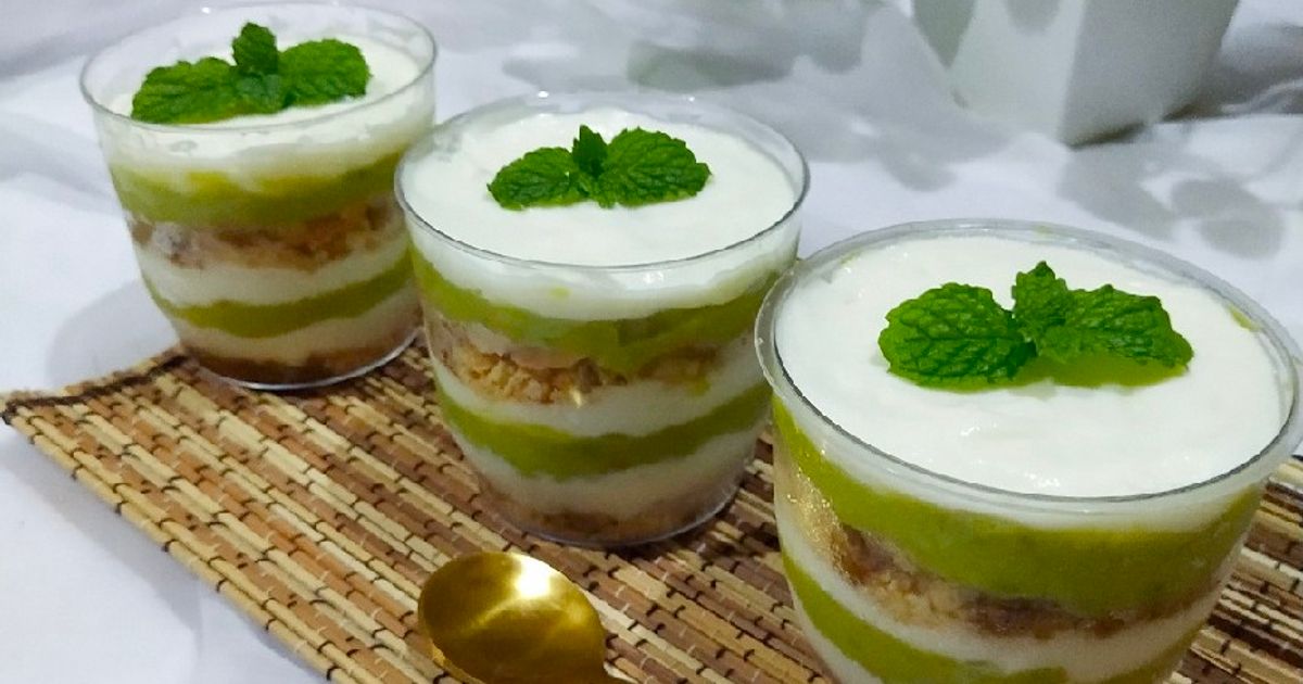 Resep Avocado Float Cake oleh Shanty Yuniar - Cookpad
