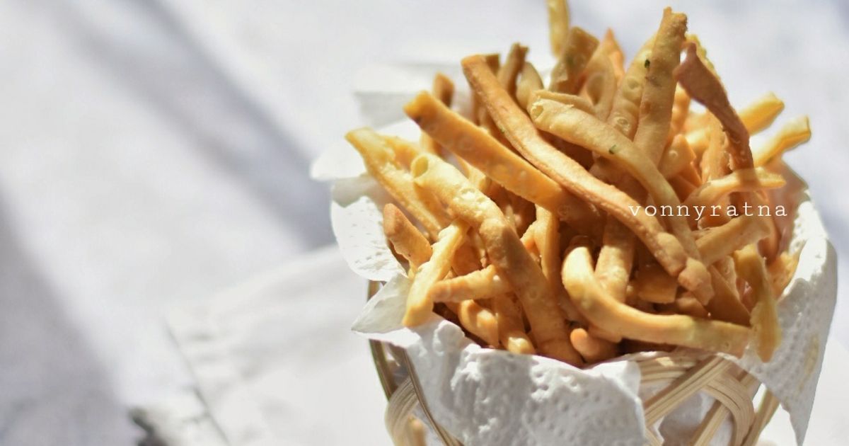 Resep Stik Bawang Seledri oleh Vonny Ratnadewi - Cookpad