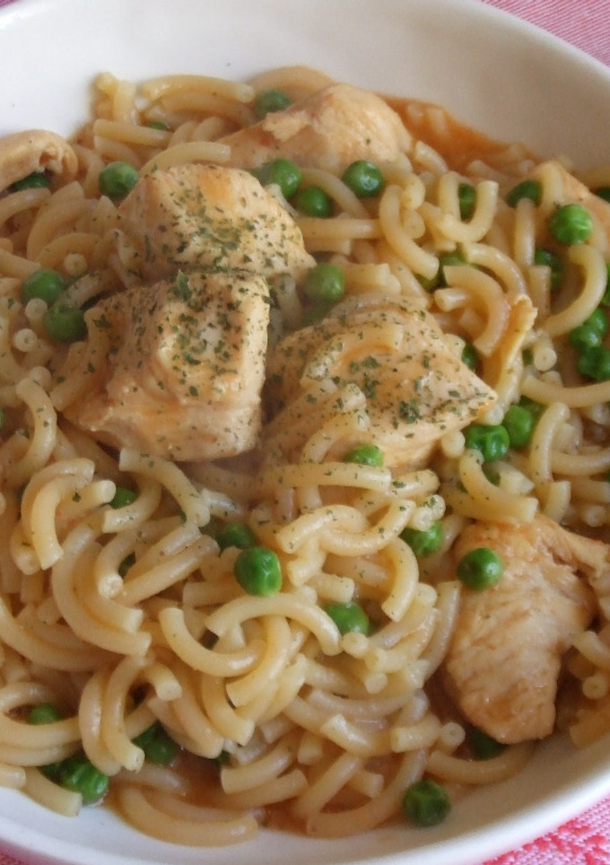 Pollo Guisado Con Pasta Seca Receta de Cuqui Bastida- Cookpad