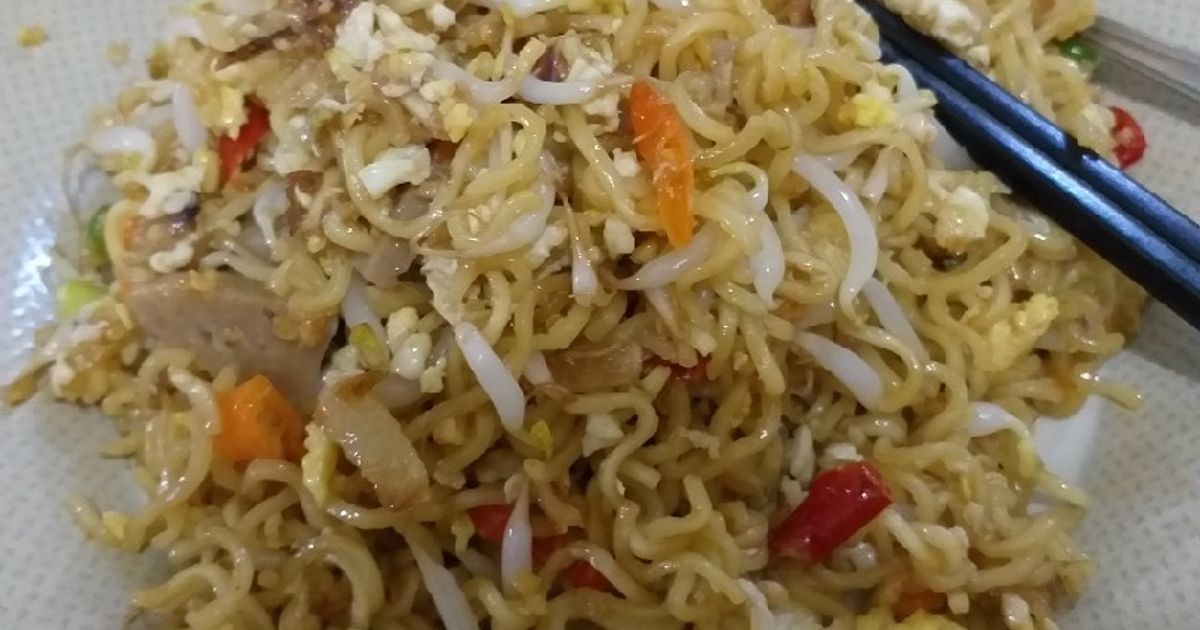 Resep mie jumbo rumahan enak dan mudah - Cookpad
