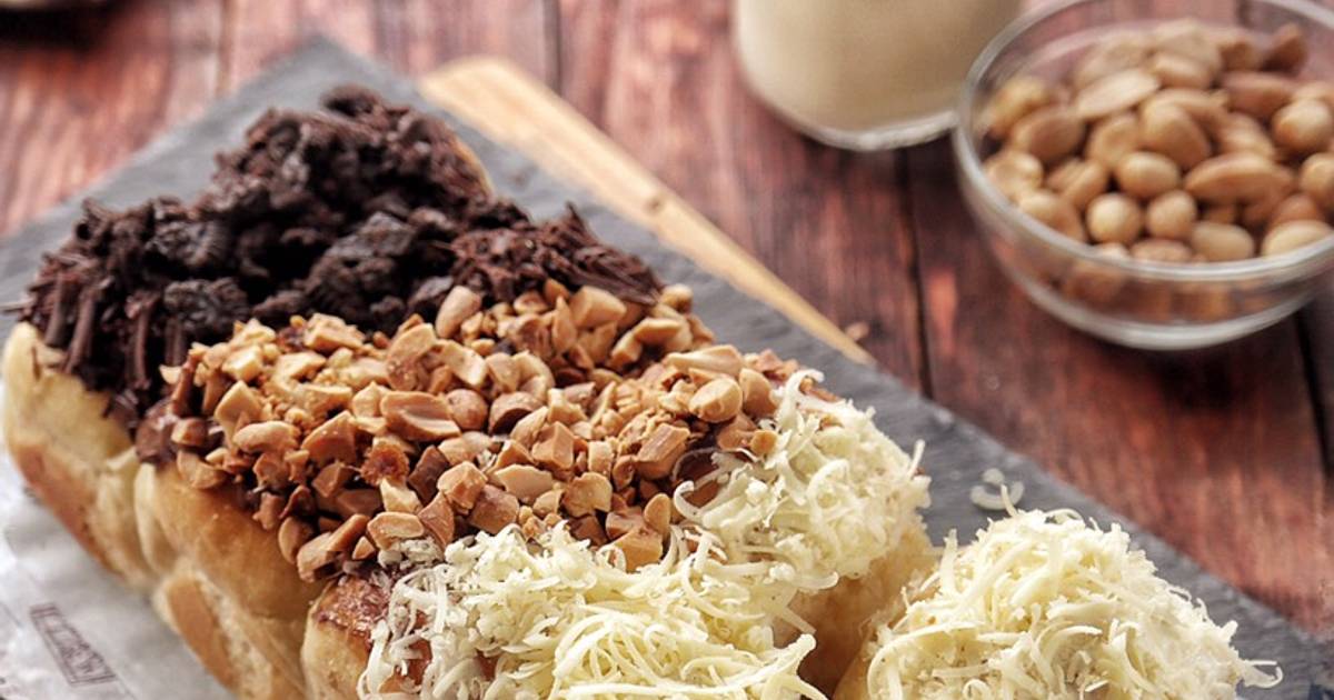 Resep Roti Kentang Topping ala Martabak oleh Frielingga Sit - Cookpad