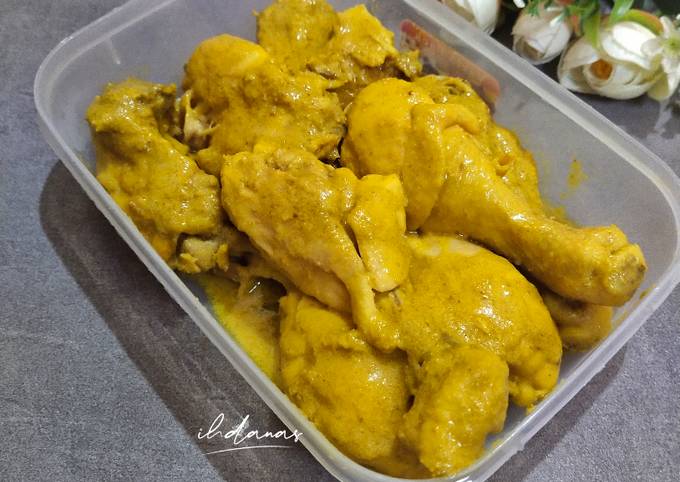 Resep Ayam Ungkep Bumbu Kuning Sedaap Stok Frozen Oleh Ihdanas Cookpad