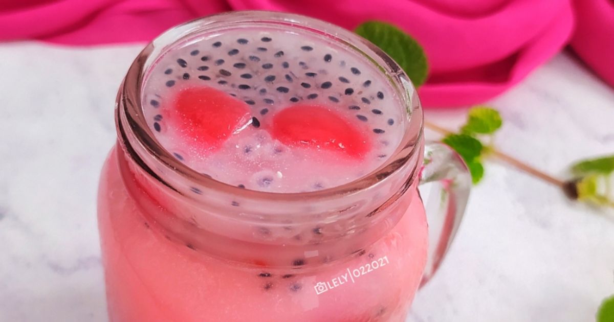 Resep Es Rambutan Selasih oleh Lely Puspitasari Bunda Arkanaya - Cookpad