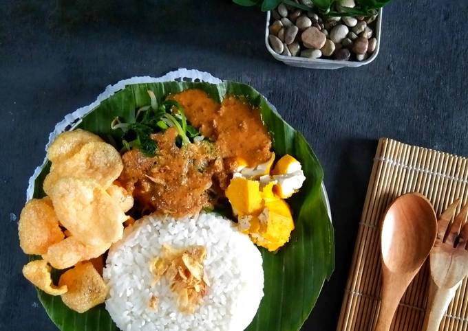 Resep Nasi Lengko oleh Dapur_Fayfood EvaYulian - Cookpad