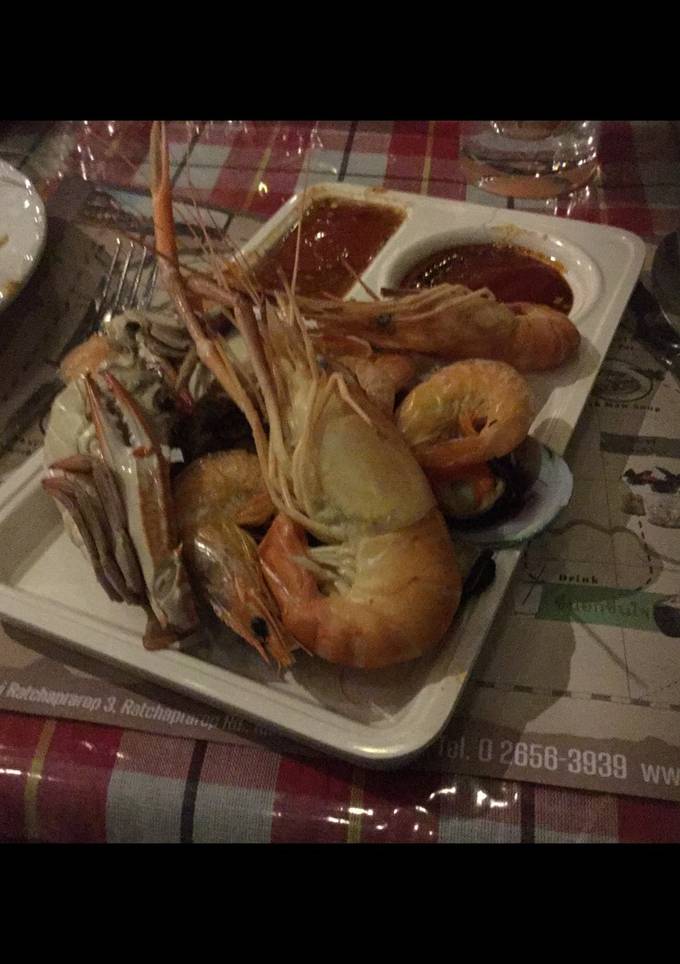 Resep Seafood Sehat ala Baiyoke Sky oleh Geulis - Cookpad