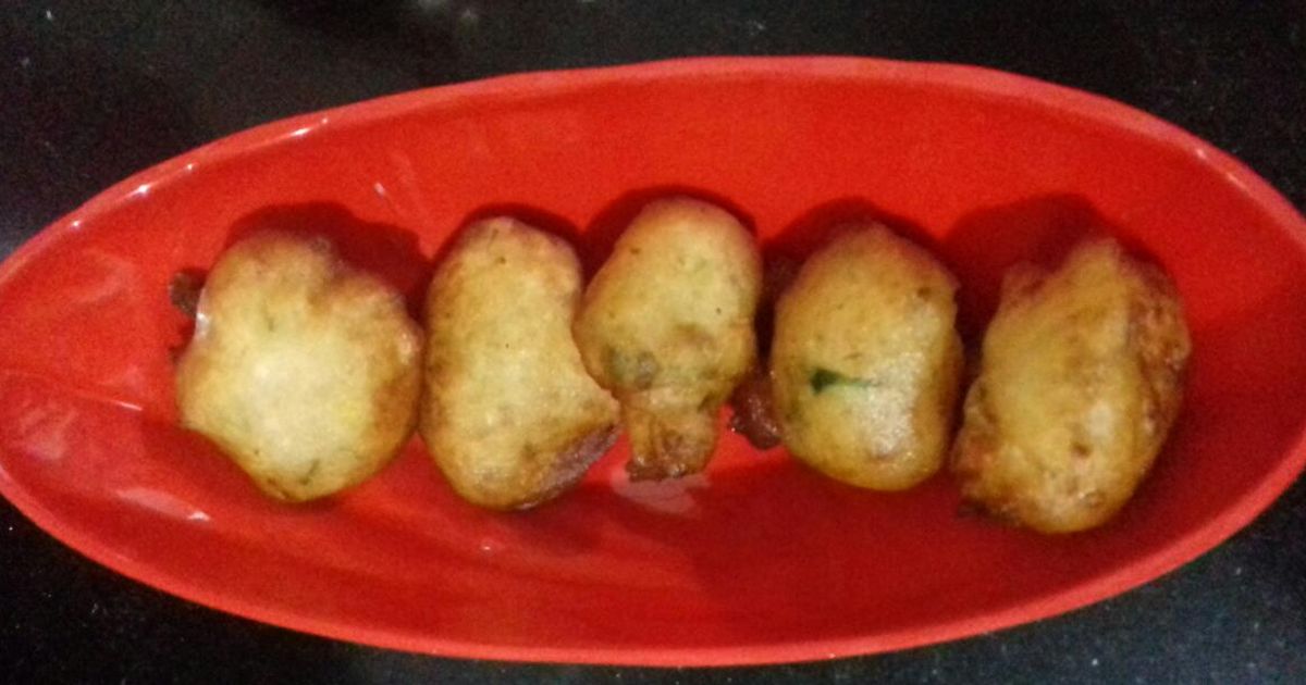 Mysore Bond/Goli Baje Recipe by Harshitha Gurukumar - Cookpad
