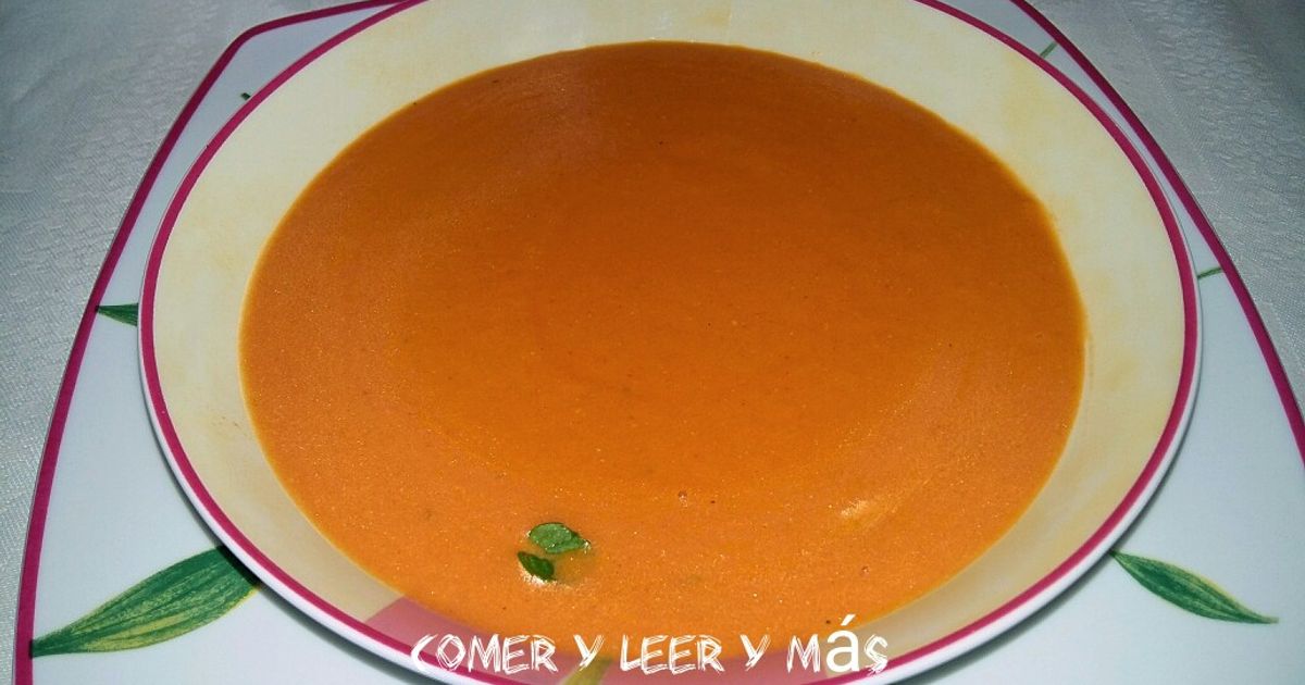 Sopa Caliente De Tomate Receta de C.H. Lanchas