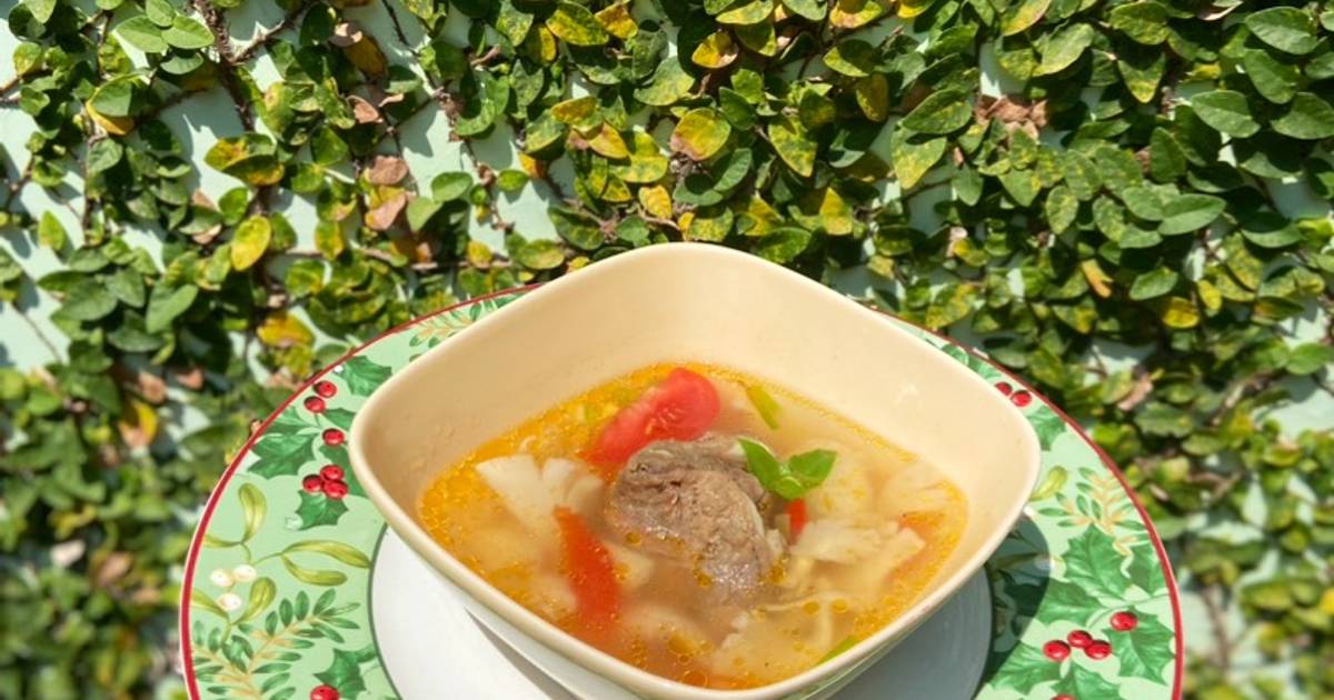 Resep Sop daging jamur tiram oleh diah ayuni ariawan - Cookpad
