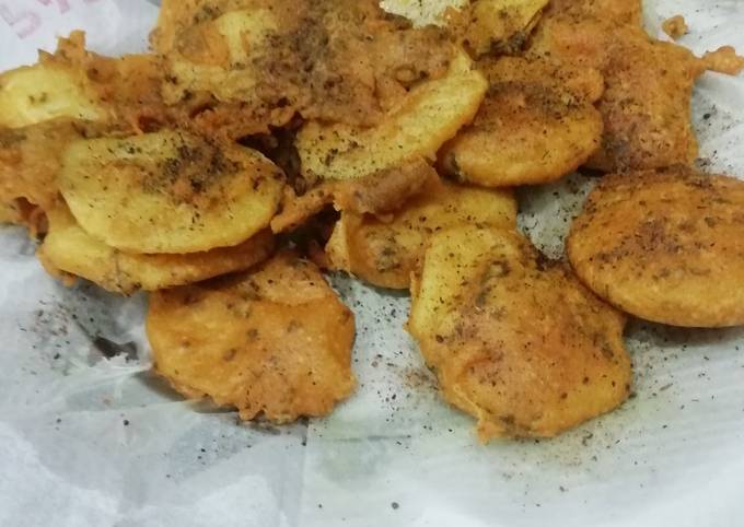 Potato Chop Pakoda Recipe by Aruna Thapar - Cookpad
