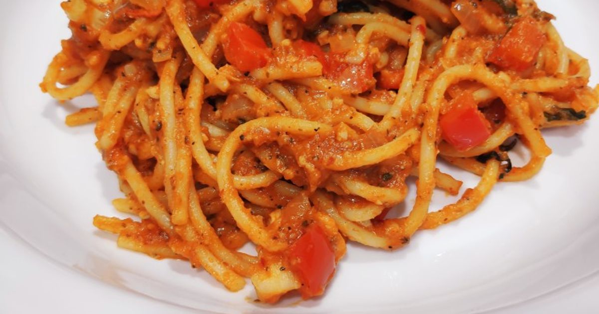 Spaghetti In Arabiatta Sauce Recipe by Amisha Chheda - Cookpad