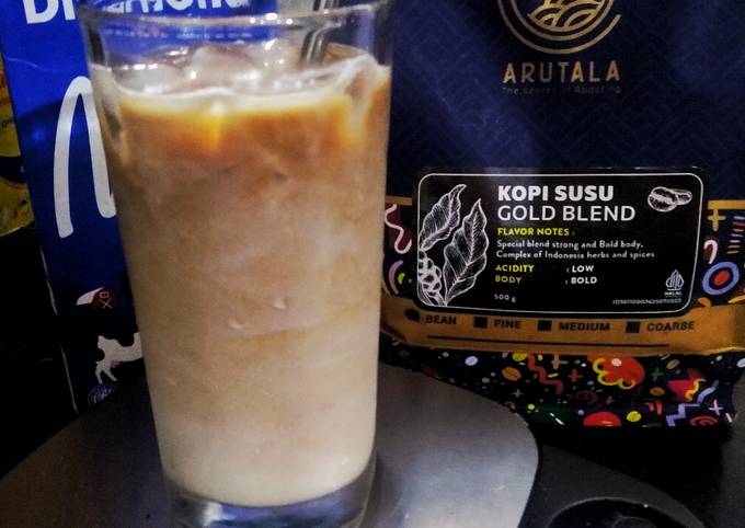 Resep Iced Brown Sugar Coffee Latte (with Aratula Coffee Kopi Susu Gold ...