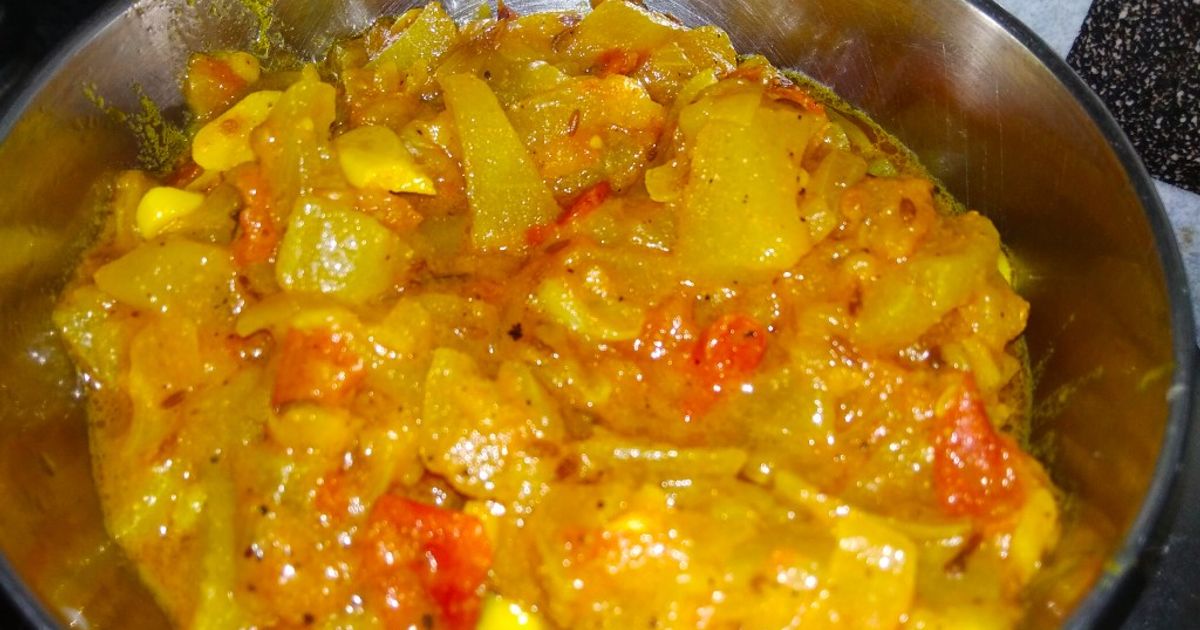 Lauki Ki Sabji Recipe by Dr Swati Rai - Cookpad