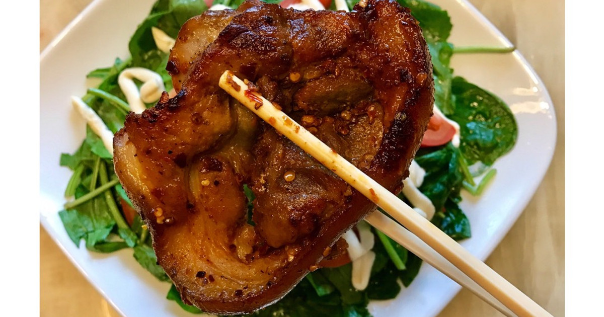 Cách Làm Món Giò Heo Rút Xương Nướng Sate 🌶 của Hannah Dao - Cookpad