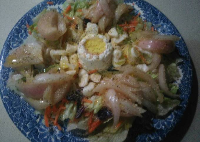 Ensalada de queso fresco Receta de Maricel Menal Cervelló- Cookpad