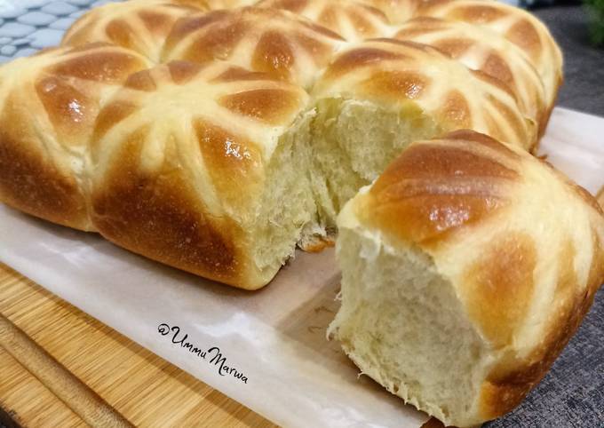 Resep Roti Manis Isi Vla Custard oleh Ummu Marwa - Cookpad