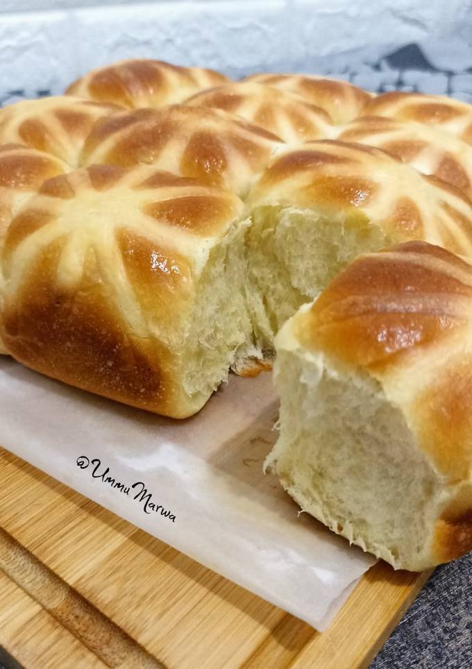 Resep Roti Manis Isi Vla Custard oleh Ummu Marwa - Cookpad