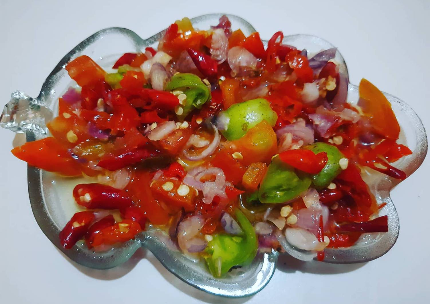 Resep Sambal Dabu Dabu oleh Fasya's Cooking Journey - Cookpad