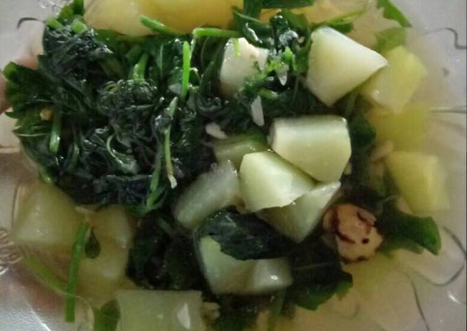 Resep Sayur bayam manisa oleh Hnniey - Cookpad