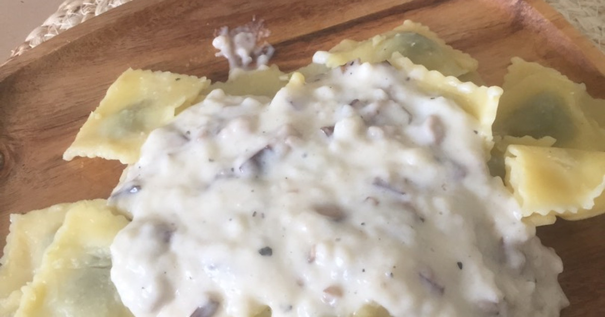 Ravioles Con Salsa Blanca Receta de daniela negron- Cookpad