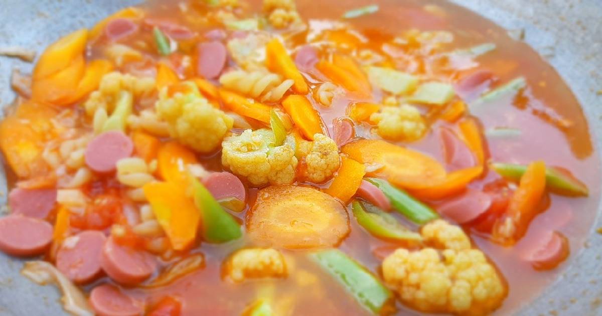 Resep Sup Merah simple oleh riris.kawaii99 - Cookpad