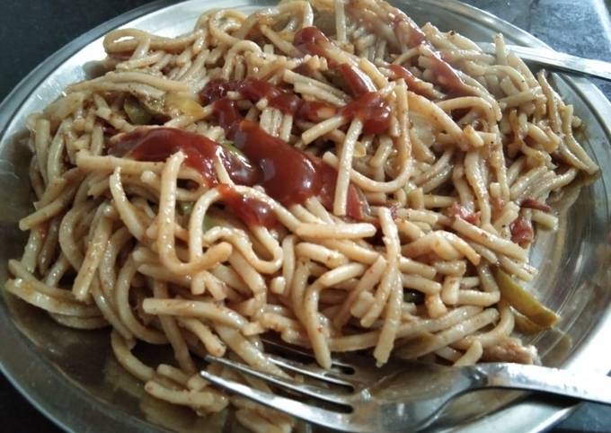 Chowmin Recipe by pinky rajpal - Cookpad