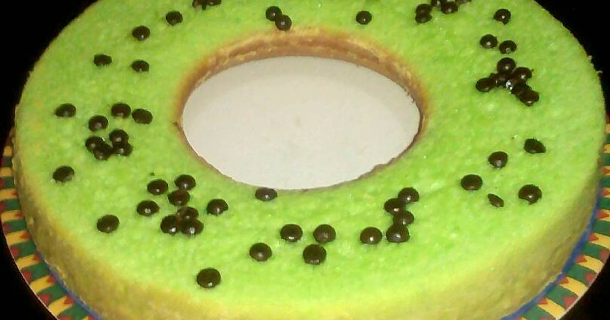 Resep Bolu pandan choco chips oleh lucita irvana - Cookpad