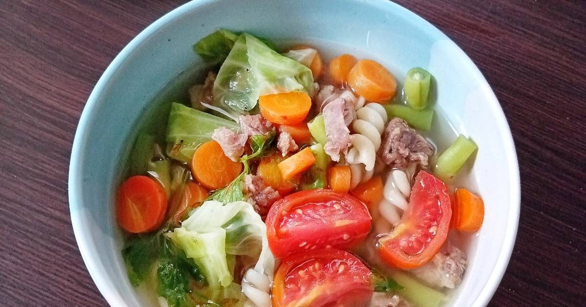 Resep Sup Sayur Daging ala Racik oleh Lia Ariani - Cookpad