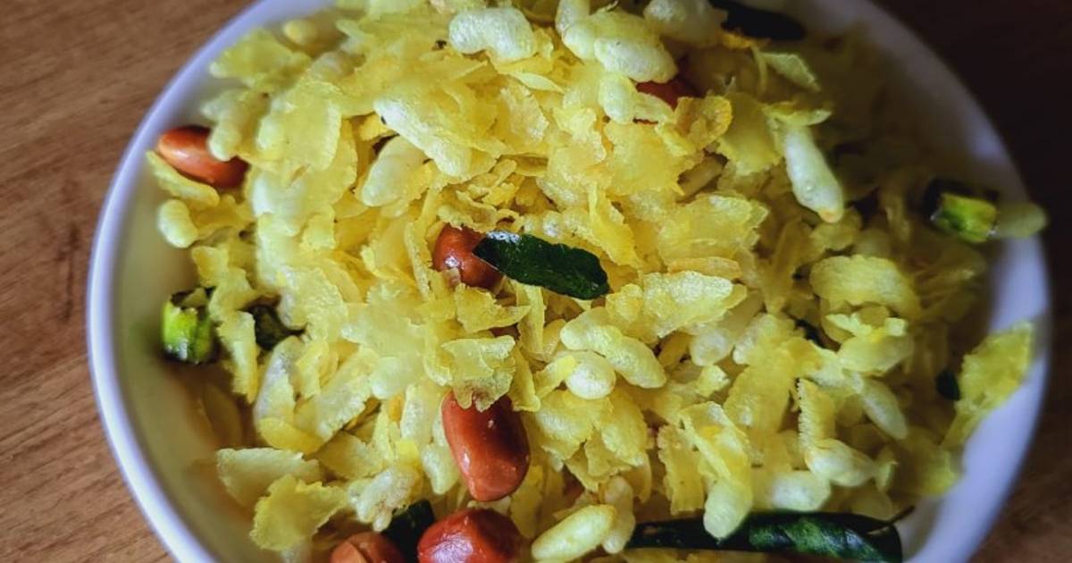 Rice flakes chivda Recipe by Pragati Hakim - Cookpad