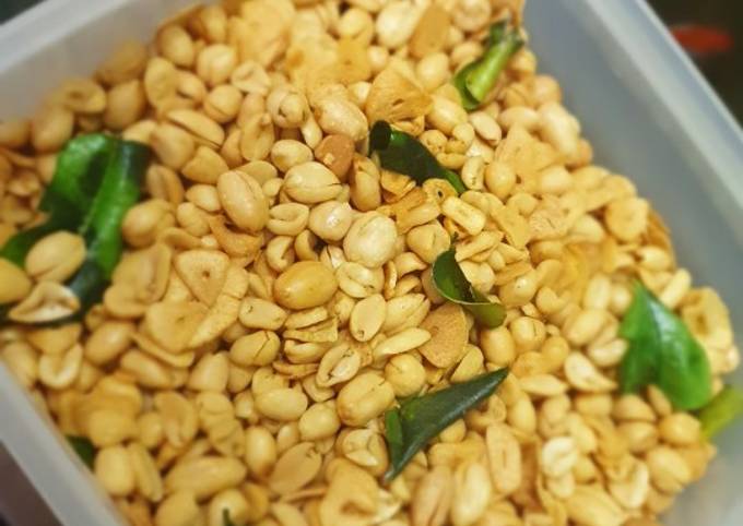 Resep Kacang tojin Gurih oleh Ika Lubis - Cookpad