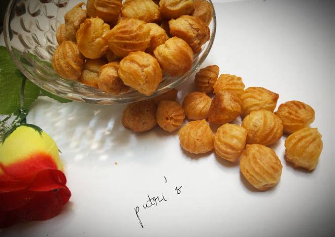 Resep Sus kering original oleh 🍁putrie 🍁 - Cookpad